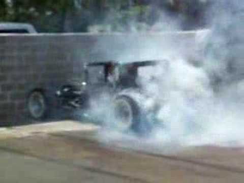 Rat Rod Burnout contest - YouTube