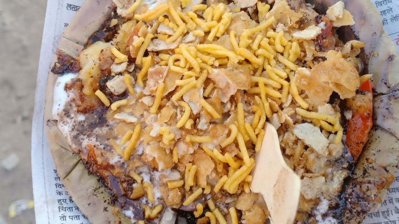 Aalu chat ll Lucknowi chat ||Indian street food || tikki chat || Nisha ...