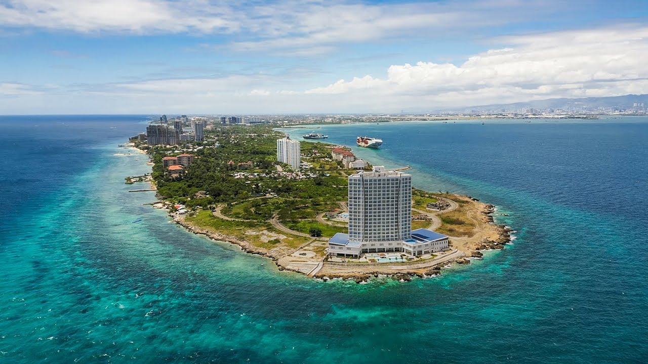 Beautiful Condo With a Breathtaking Ocean View at 18G AmiSa Private ...