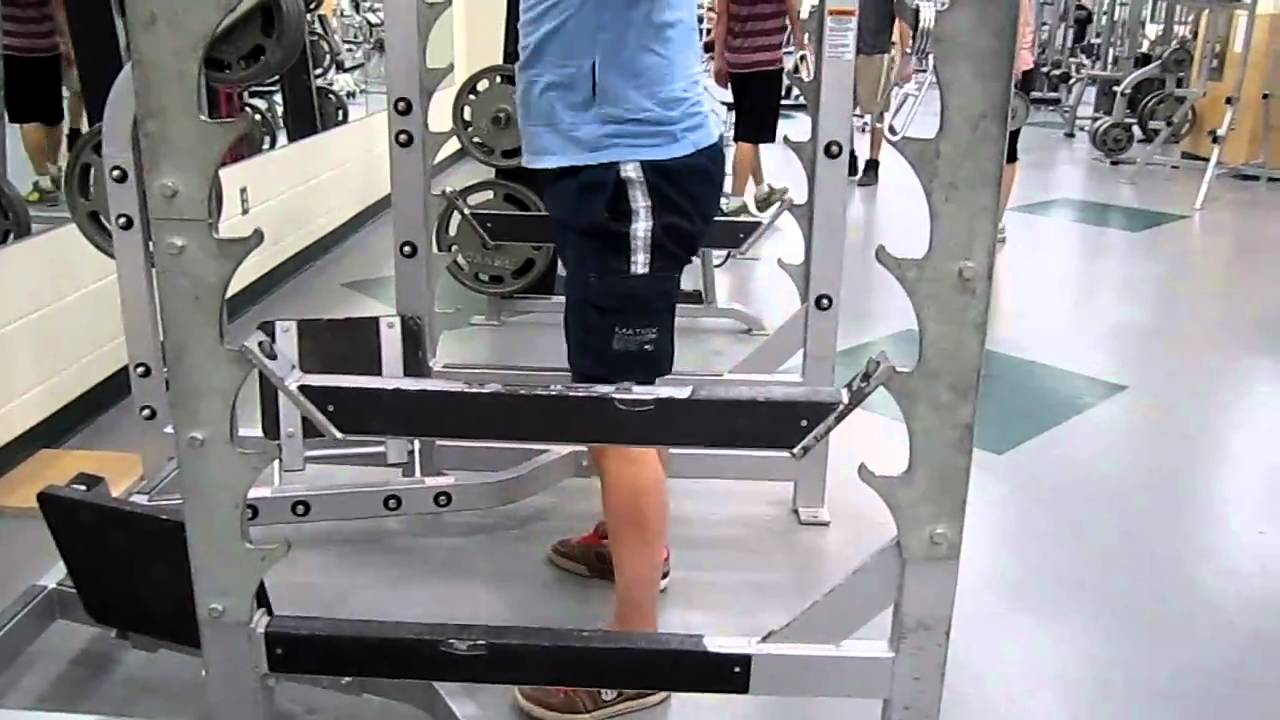 250lb Full ROM Squat - YouTube