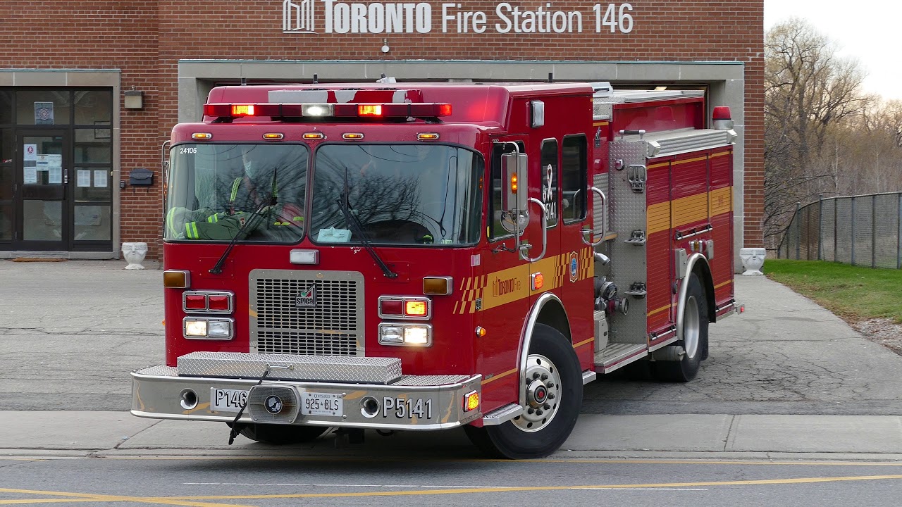 (WHELEN EXECUTOR) Toronto Fire Spare Pumper 146 Responding - YouTube