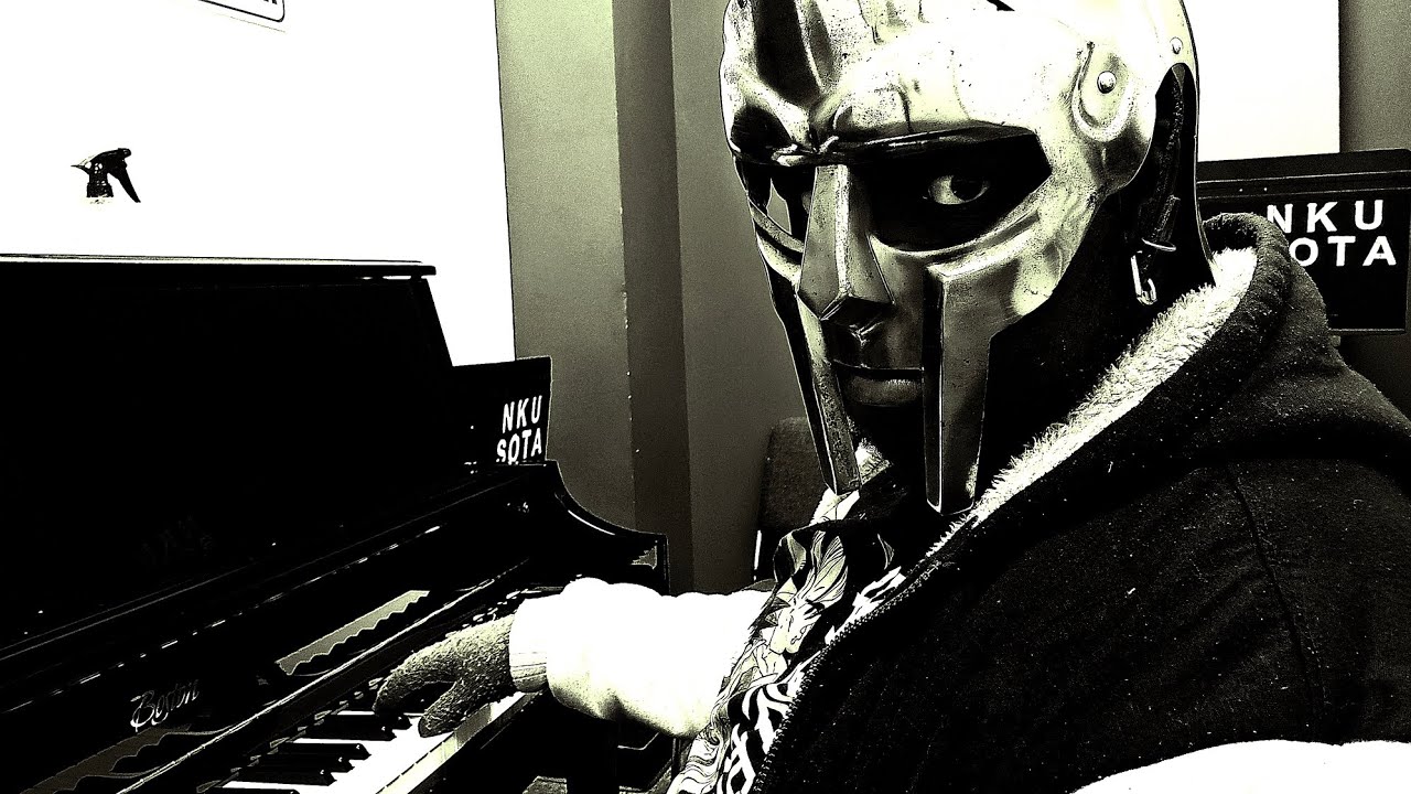 MF DOOM plays piano.. [Read the description] - YouTube