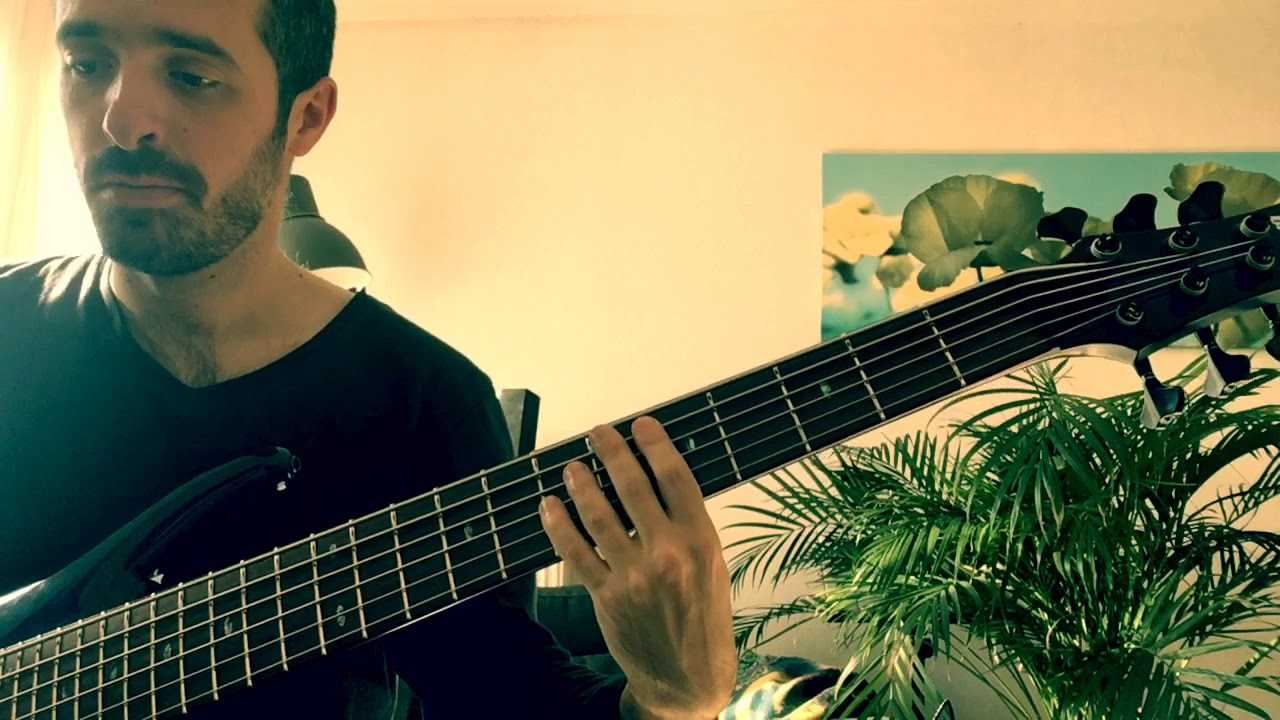 African Bass Groove 🎸 - YouTube