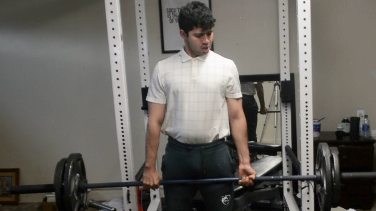 Deadlifting Again 225 lbs - YouTube