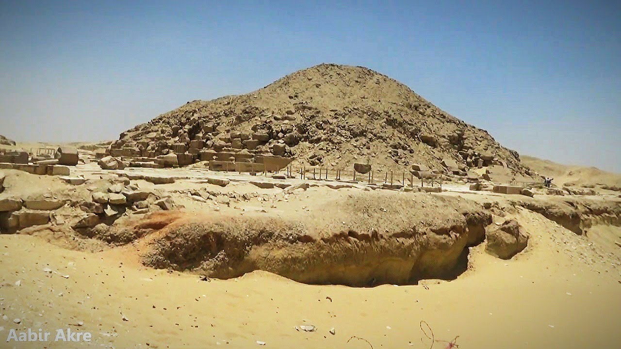 Inside Pyramid of UNAS, Saqqara, Egypt (HD) - YouTube