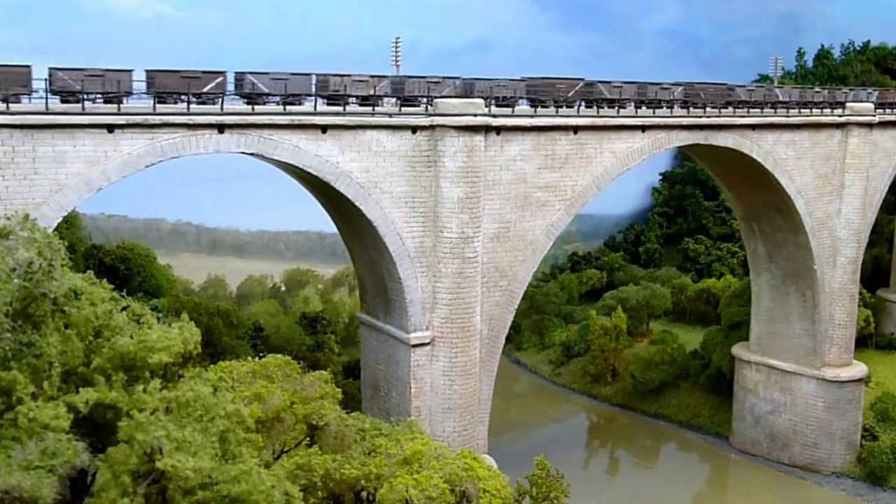 Fence Houses 2mm finescale by Bob Jones at Railex Aylesbury 2013 - YouTube