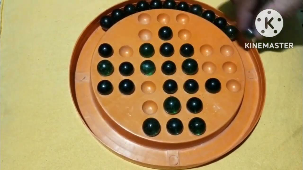 How to solve peg solitaire (ಏಕರತ್ನಭರಣ) - YouTube