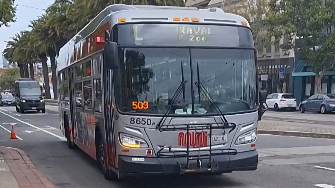 SF MUNI 2013 New Flyer XDE40 #8650 on L Taraval Bus - YouTube