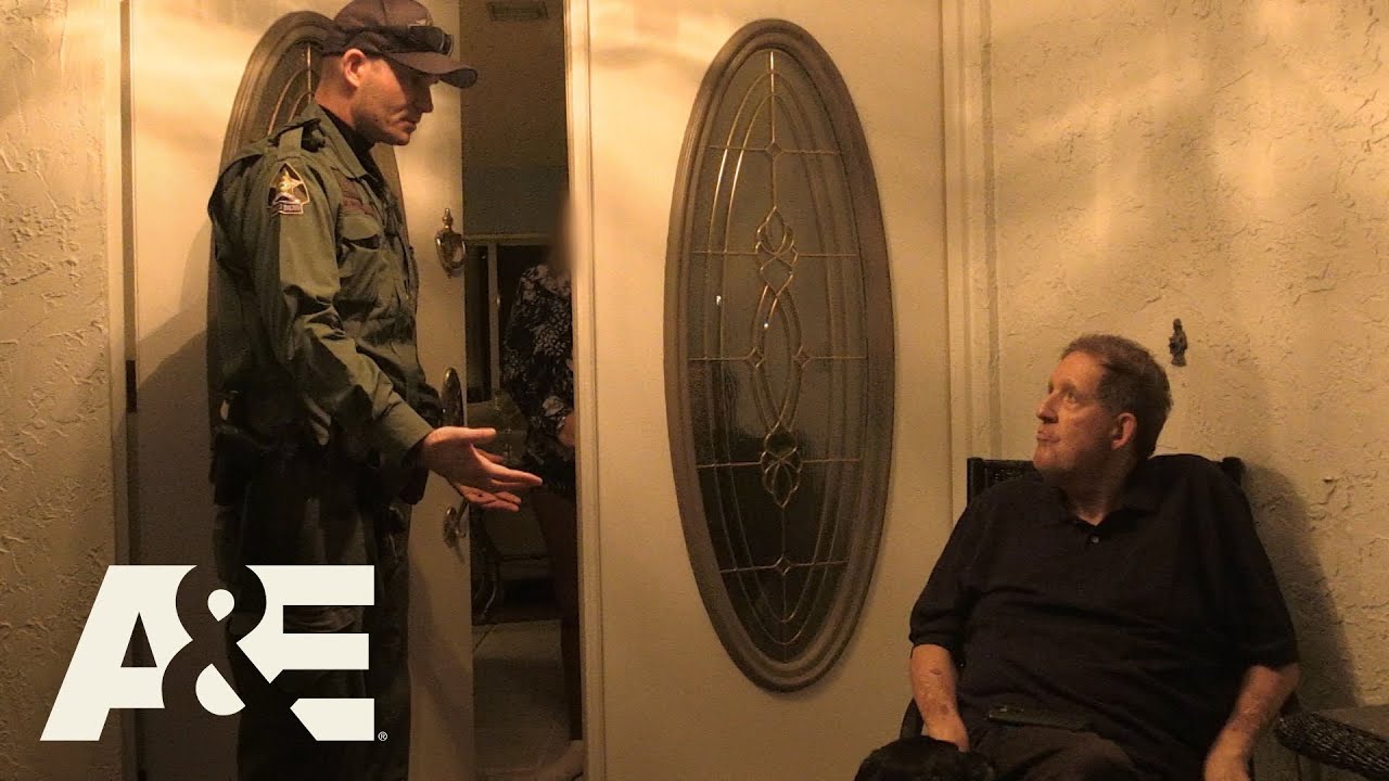 Live PD: Overstayed His Welcome (Season 3) | A&E - YouTube