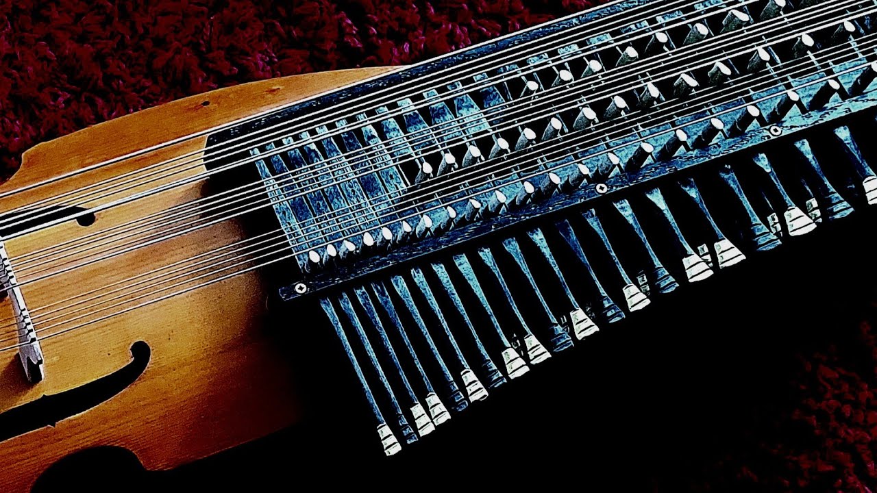 Swedish Bass Nyckelharpa // The Twinkling Star // - YouTube