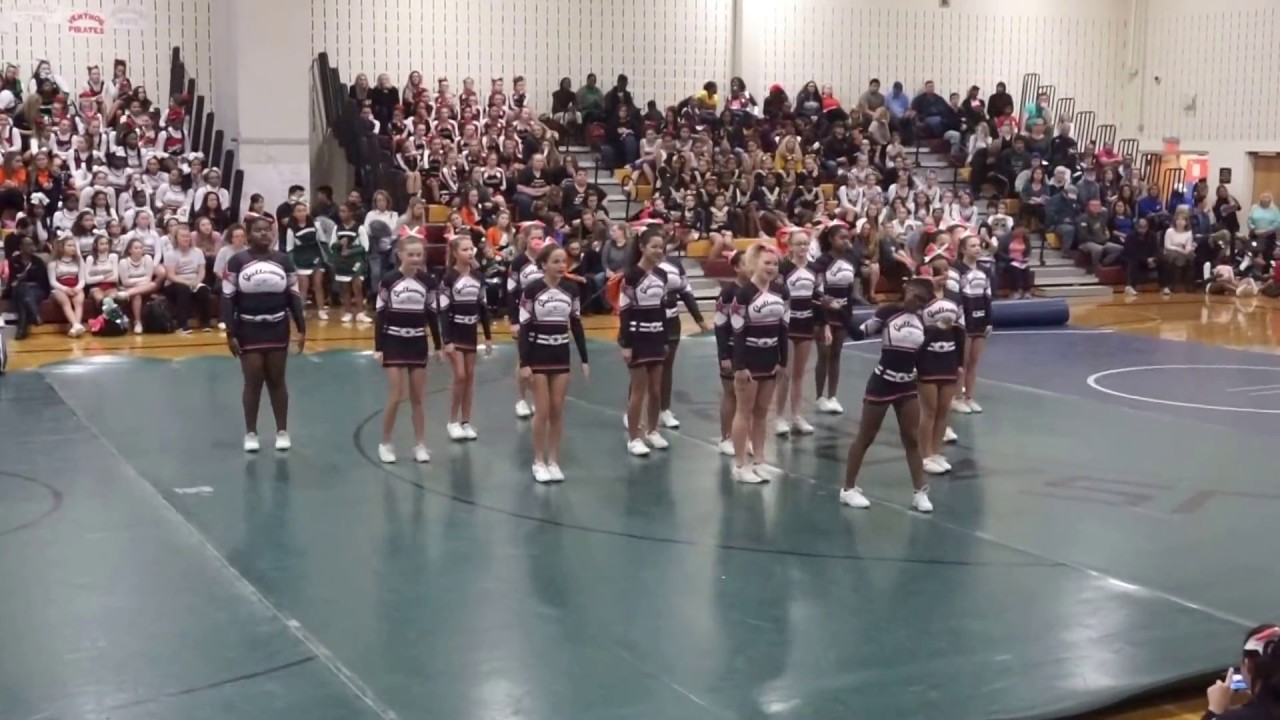2016 Mustangs Varsity Cheer Exhibition - YouTube