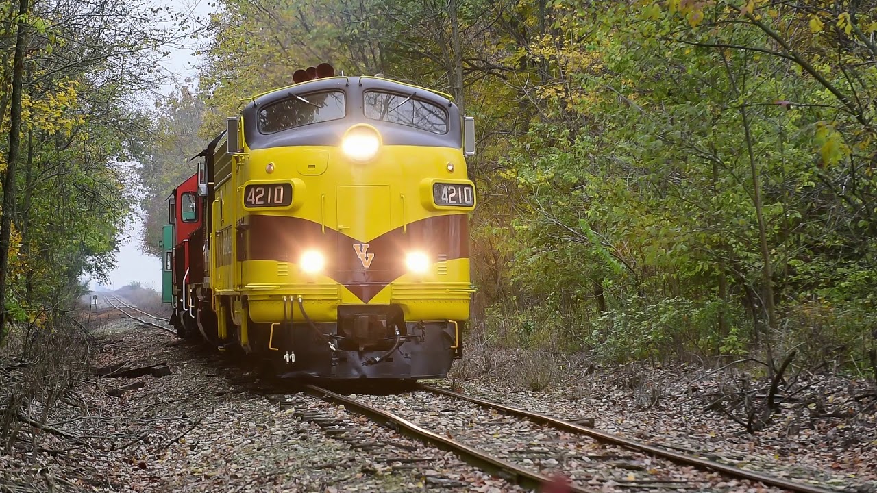 VV RR F9 4210 Foster, IN Nov 04, 2017 - YouTube