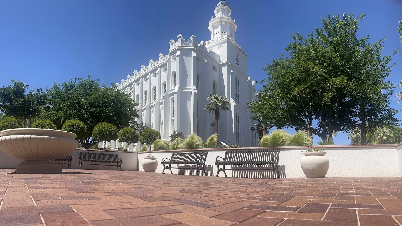 Visiting a Mormon Temple - YouTube