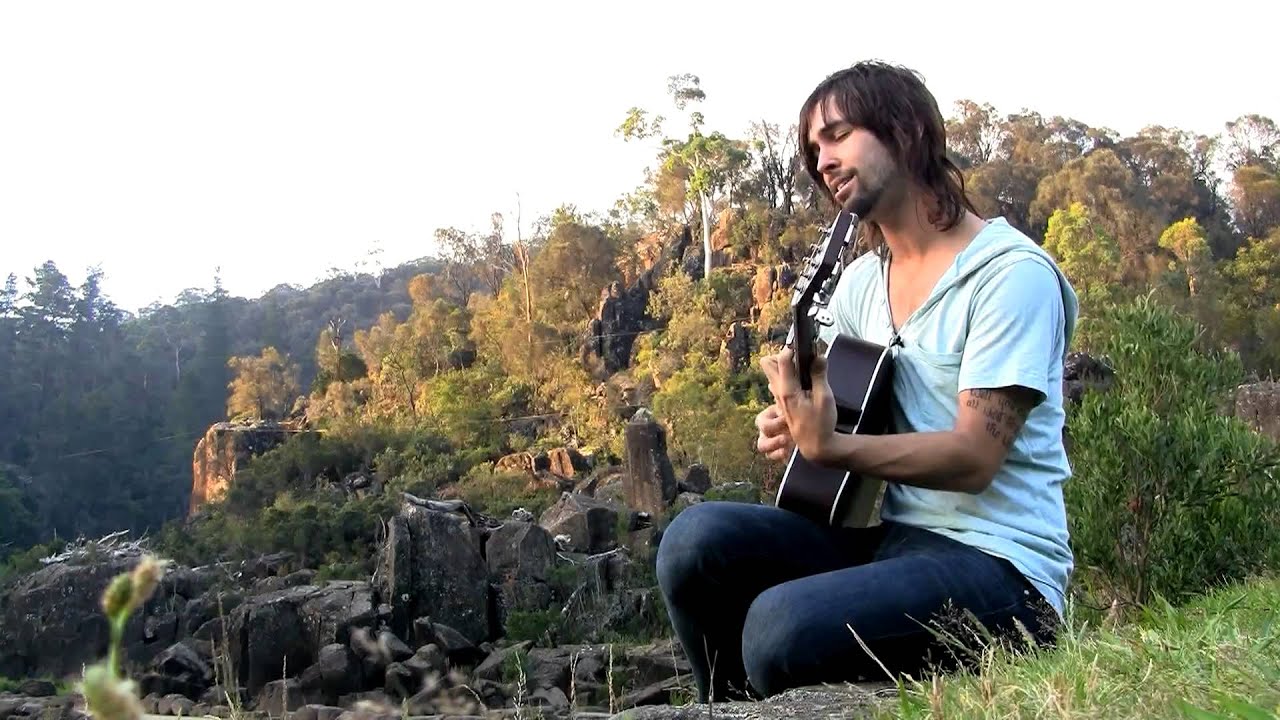 'Let's Set Fire To The Room' - Nathan Wheldon (solo acoustic) - YouTube