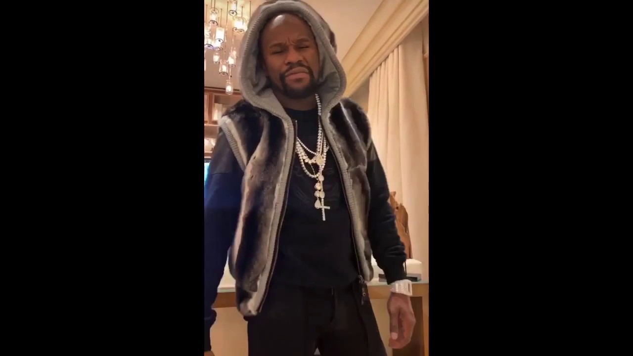 FLOYD MAYWEATHER SPENDS 1 MILLION DOLLARS ON NEW JEWELRY AND OUTFIT ...