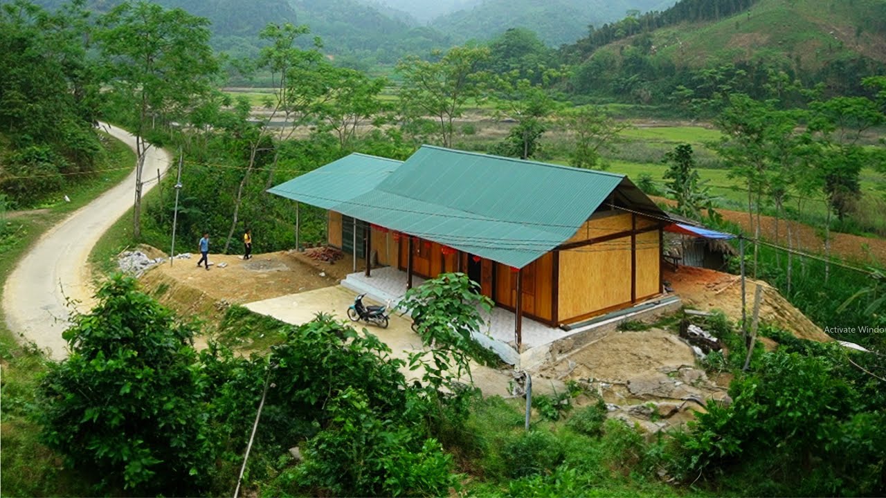 Wooden house making skills, making super beautiful wooden windows, the ...