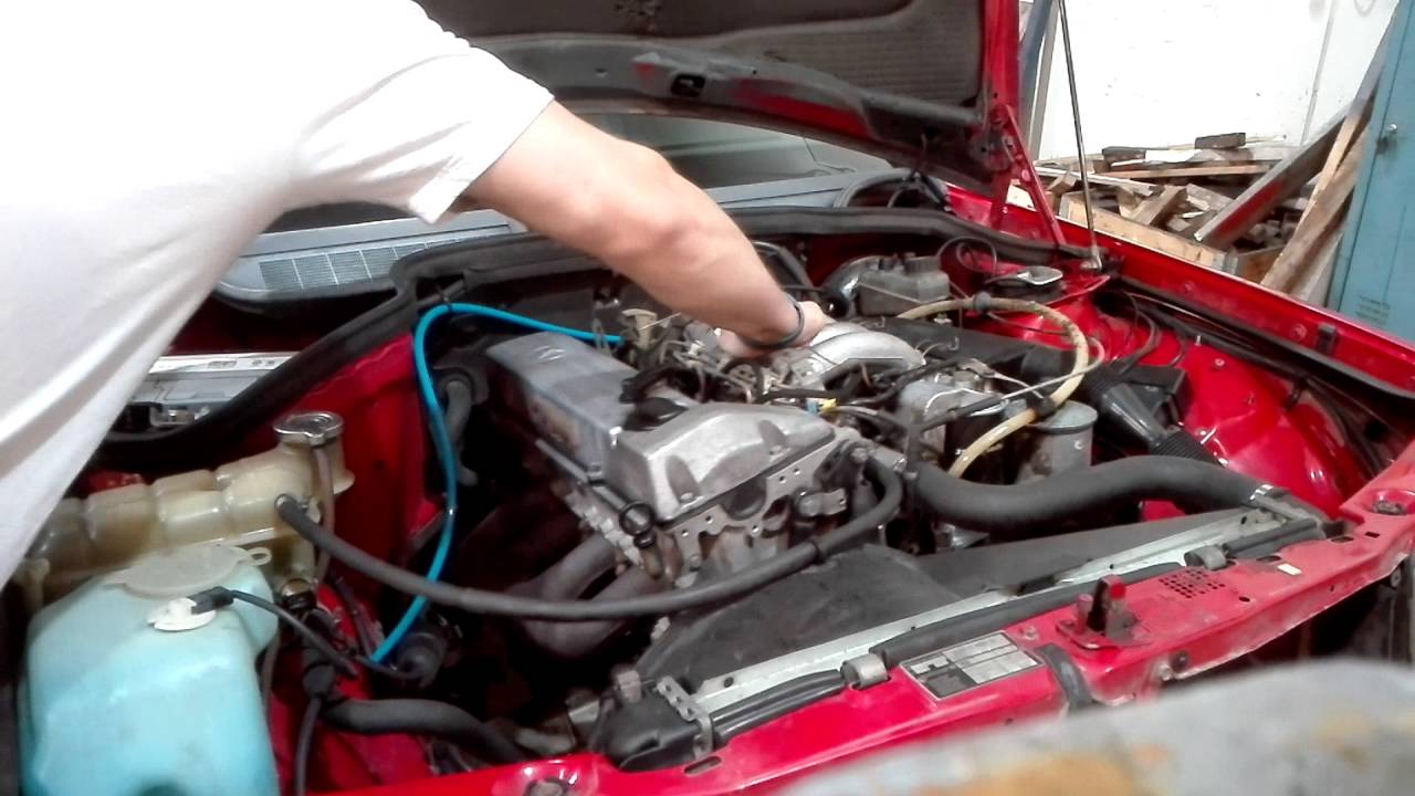 Mercedes w201 om601 Engine mounts.. - YouTube
