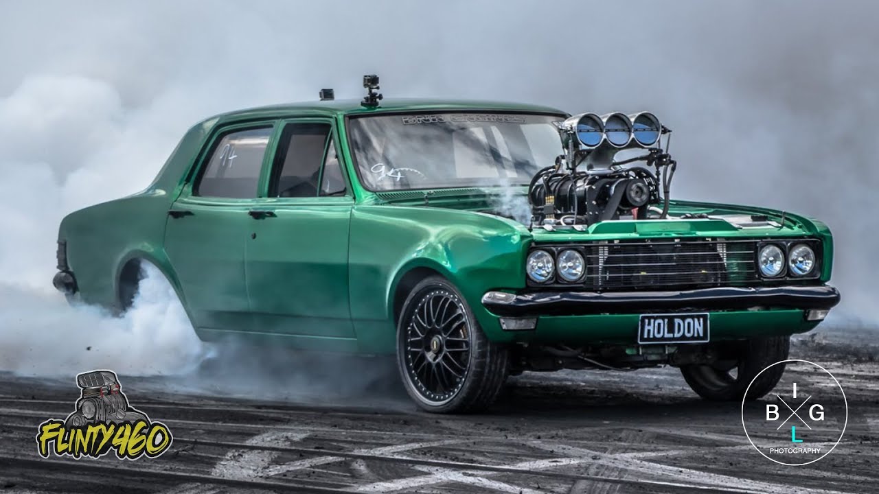 HOLDON || AWESOME BURNOUT DEMOS AT WEST COAST NATS - YouTube