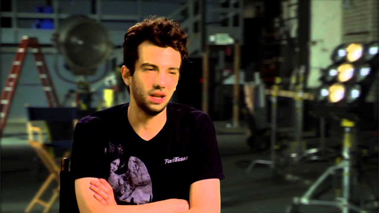 Jay Baruchel's Official "This is the End" Interview - Celebs.com - YouTube