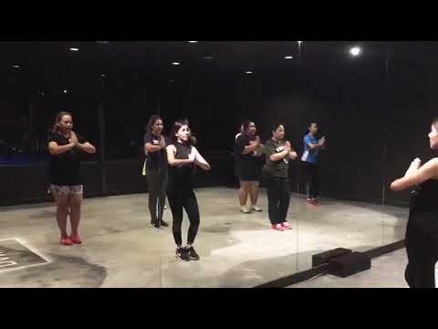 My dancing class collection : Queen London Thumakda - YouTube