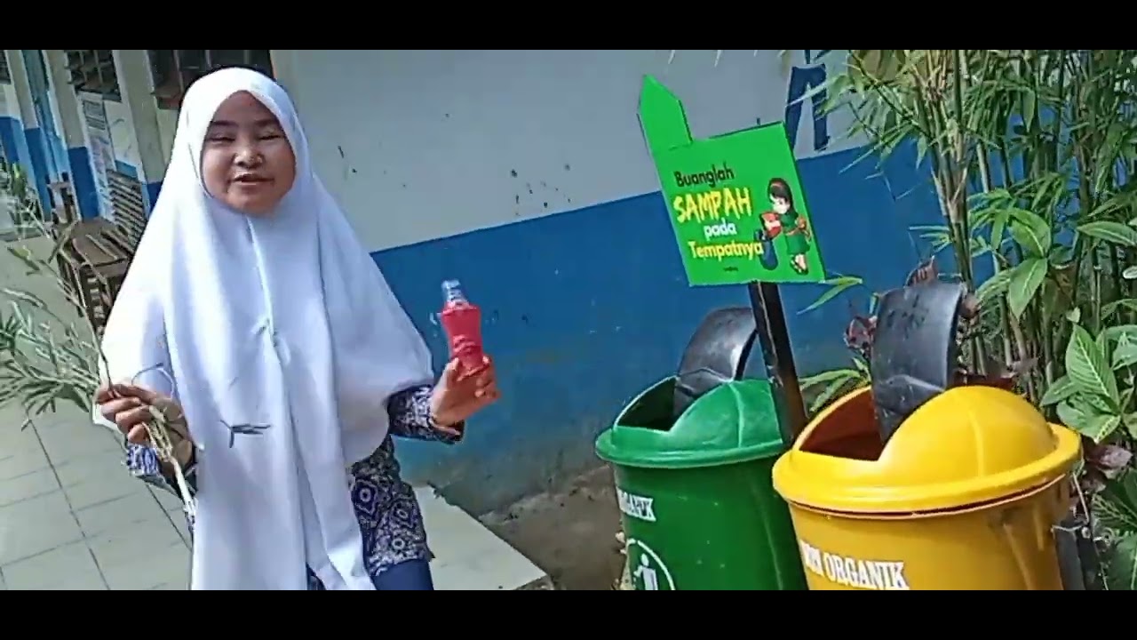 Video Kampanye Lingkungan Sekolah SMP N 1 MARANCAR oleh Desti Indah ...