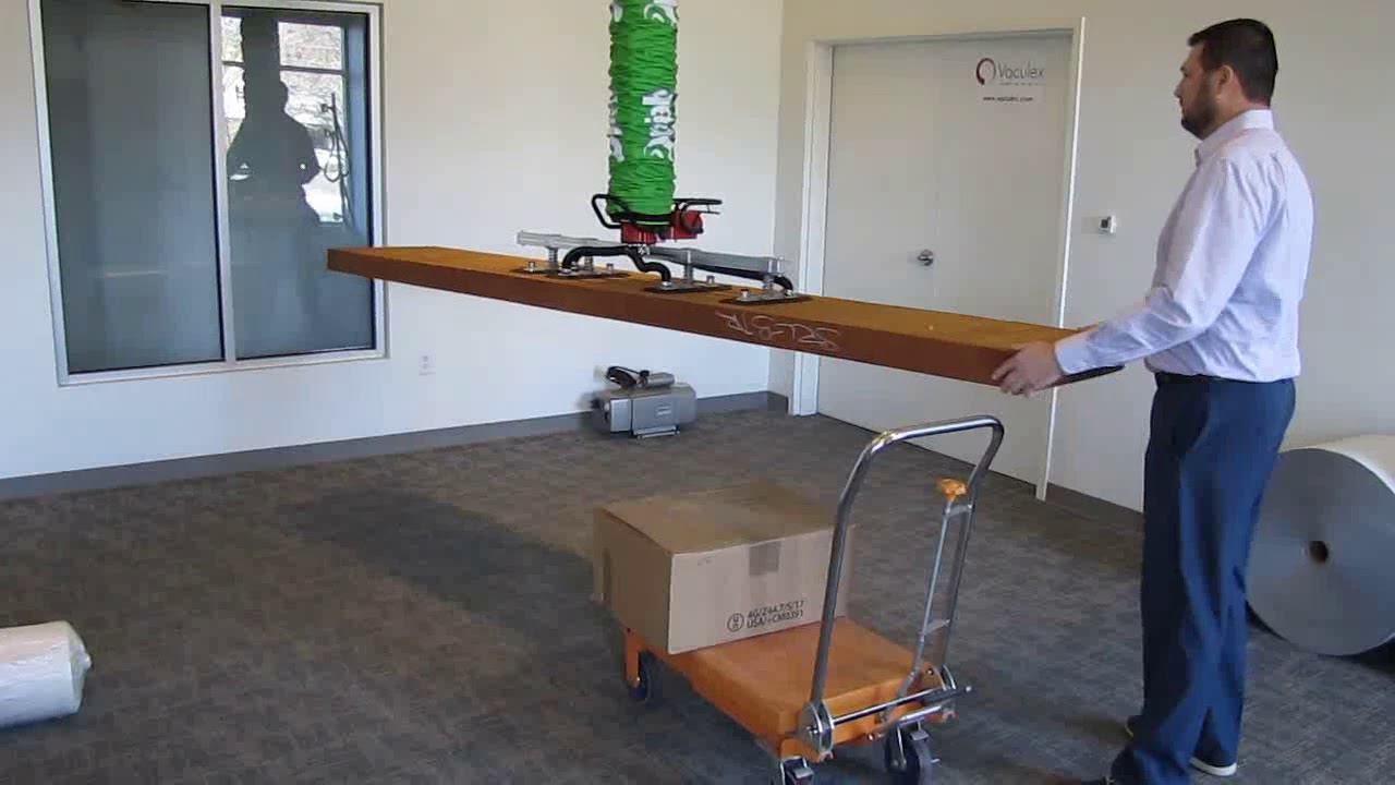 Handling a wooden plank with Vaculex® VL Vacuum Lifter - Piab - YouTube