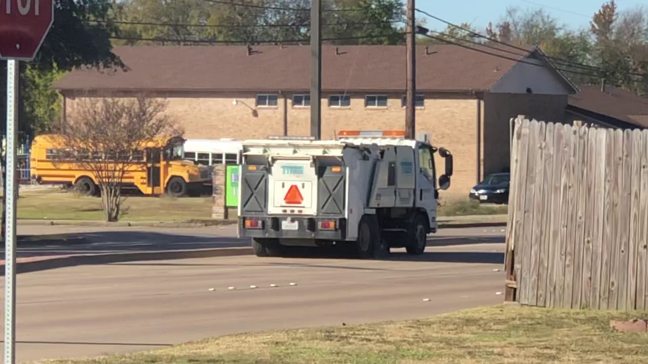 Street Sweeper #435 Mesquite Texas - YouTube