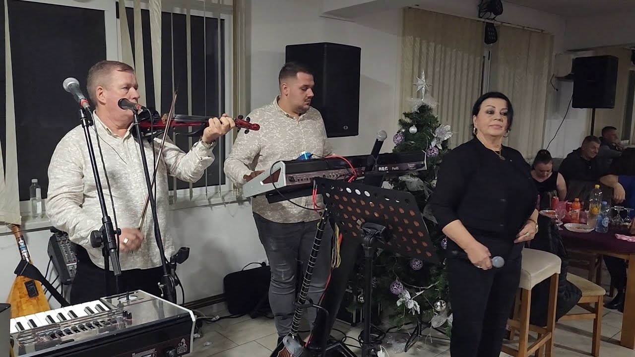 Mirsada i Jarani Pjesma "Zelen Orah " - YouTube