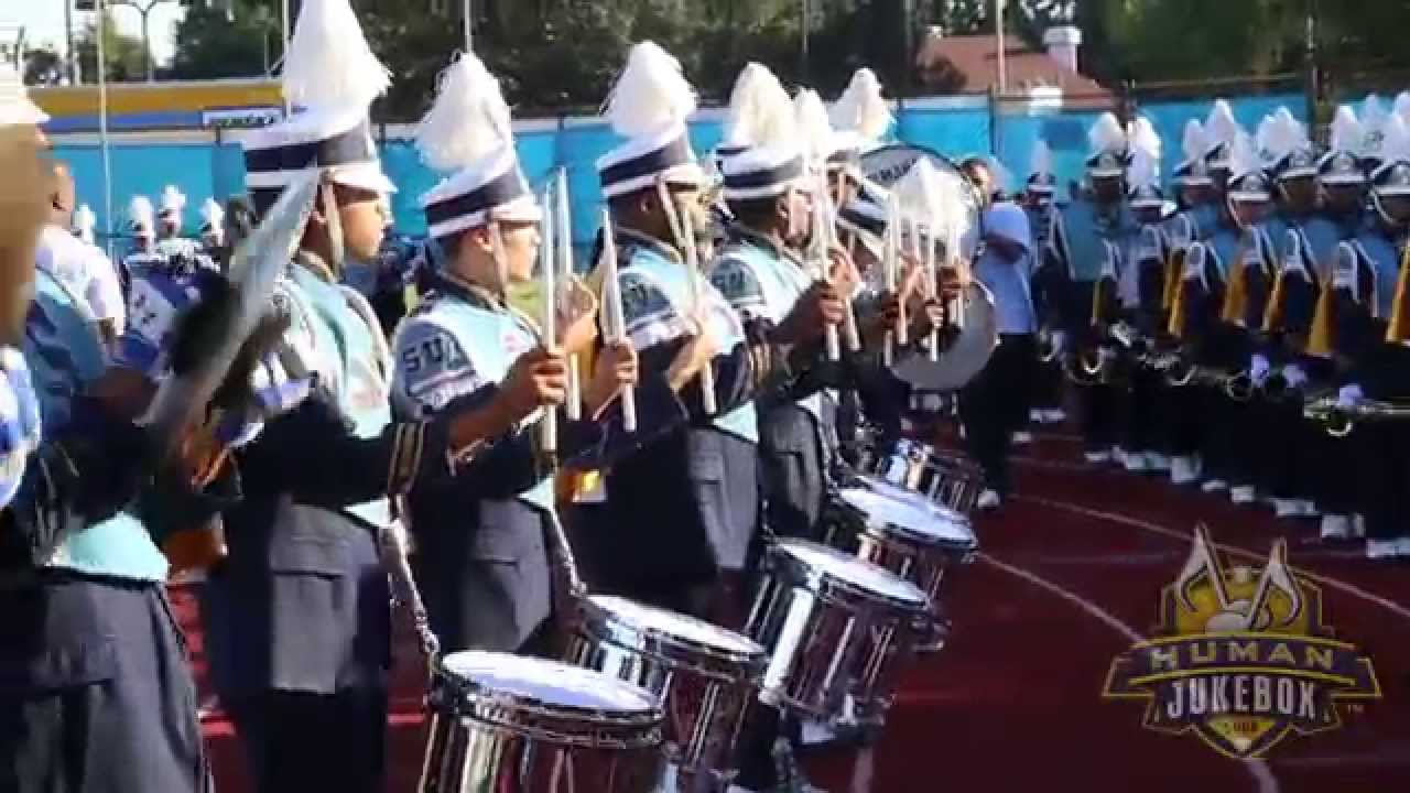 Human Jukebox Marching In and Out of Homecoming 2014 - YouTube