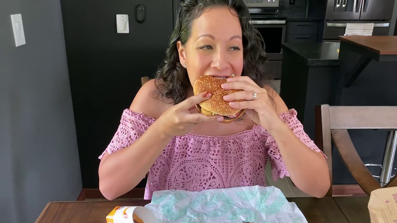 Impossible Western Whopper Taste Test - YouTube