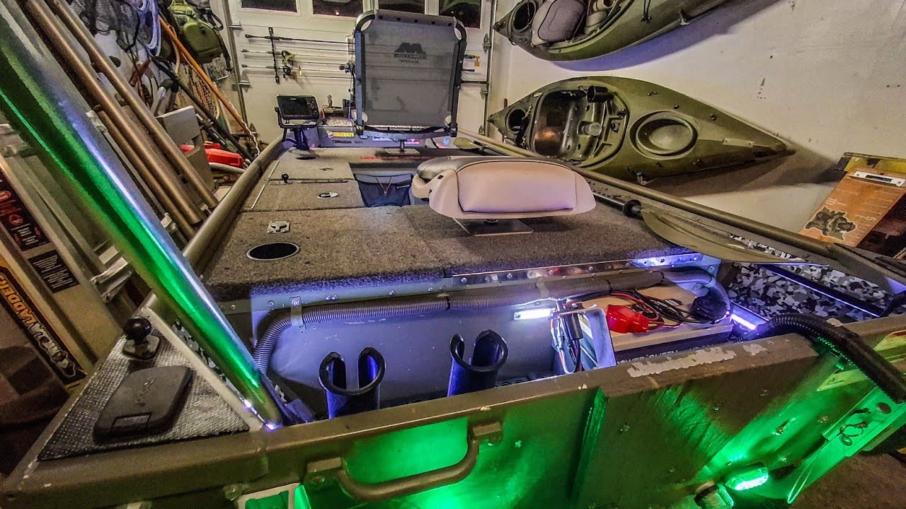 Jon Boat Build - Tracker Topper 12w - YouTube