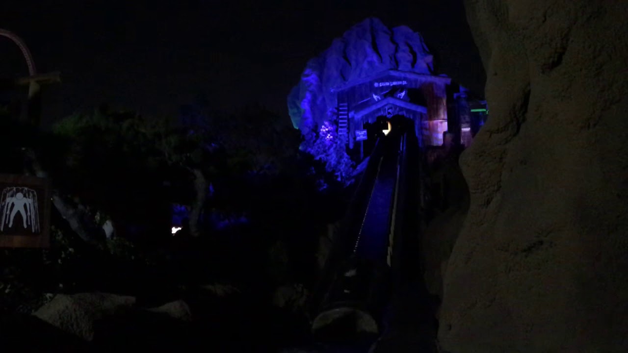 Halloween Hootnany 10-17-2019 Timber Mountain Log Ride - YouTube