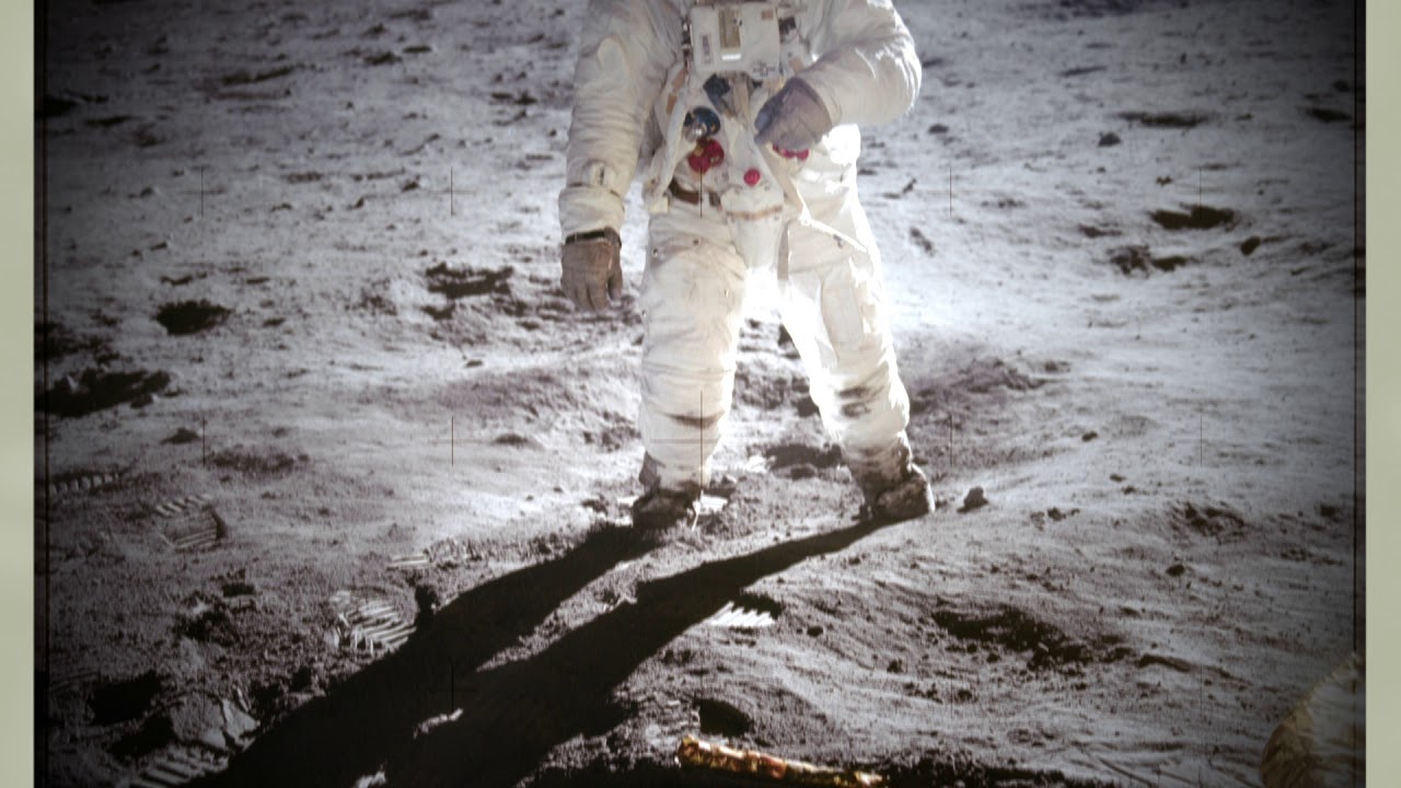 Vox Slide Projector Transition - YouTube