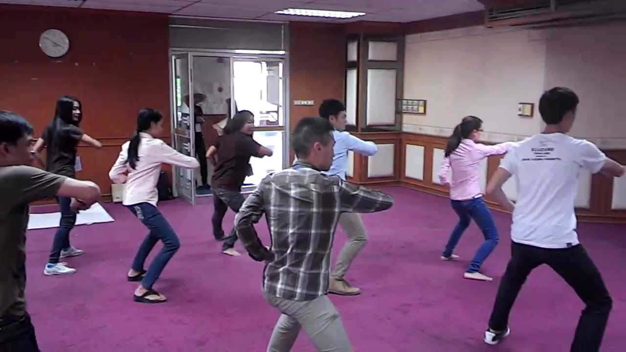 Tai Kwan Do - Japanese Show in Group - YouTube