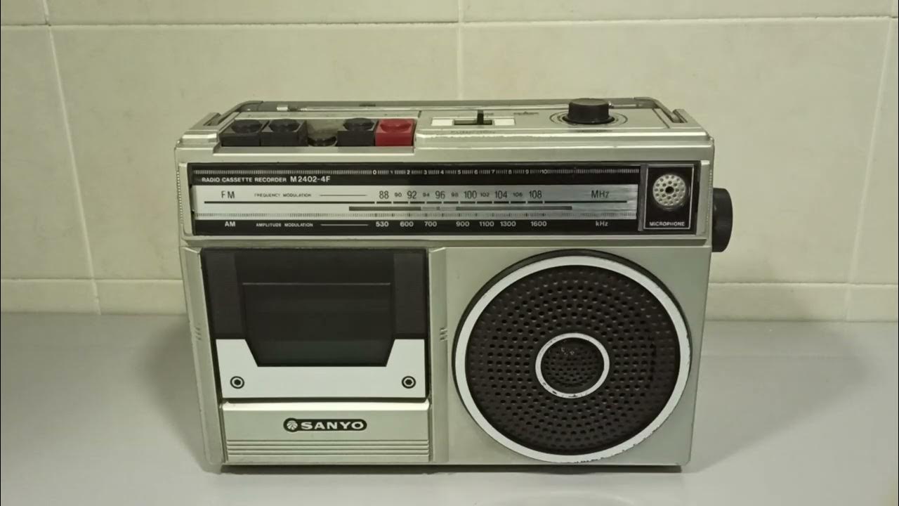 SANYO M2402-4F - YouTube