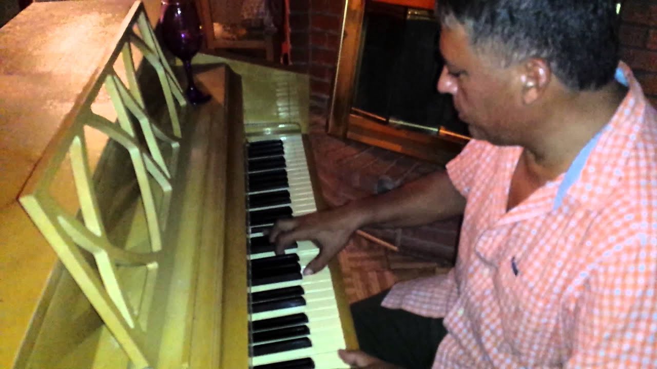 MEXICO DE NOCHE (De Bebu Silvetti) - YouTube