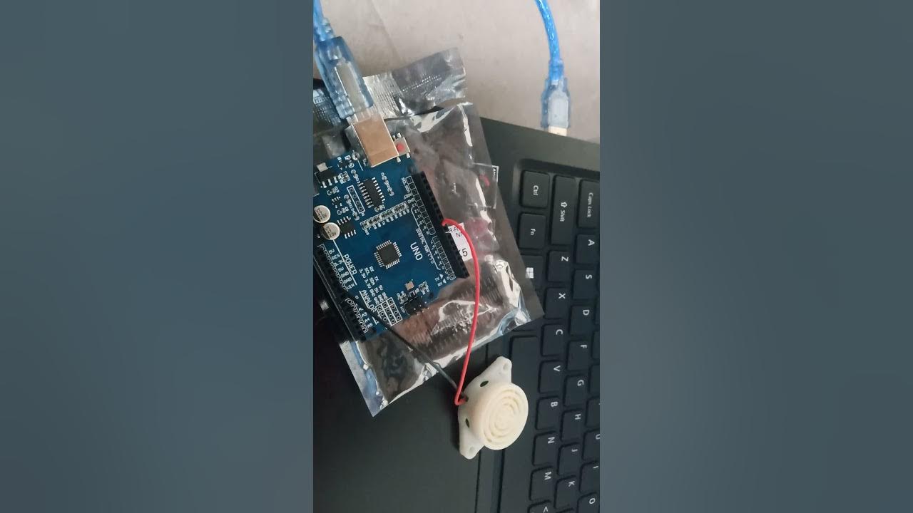 Membuat Buzzer Bernada "Happy Birthday". Arduino Uno - YouTube
