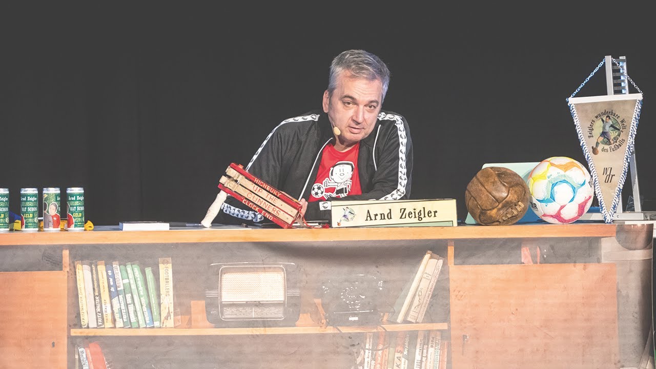 Arnd Zeigler mit "Hat schon gelb!" zu Gast in Hildesheim - YouTube