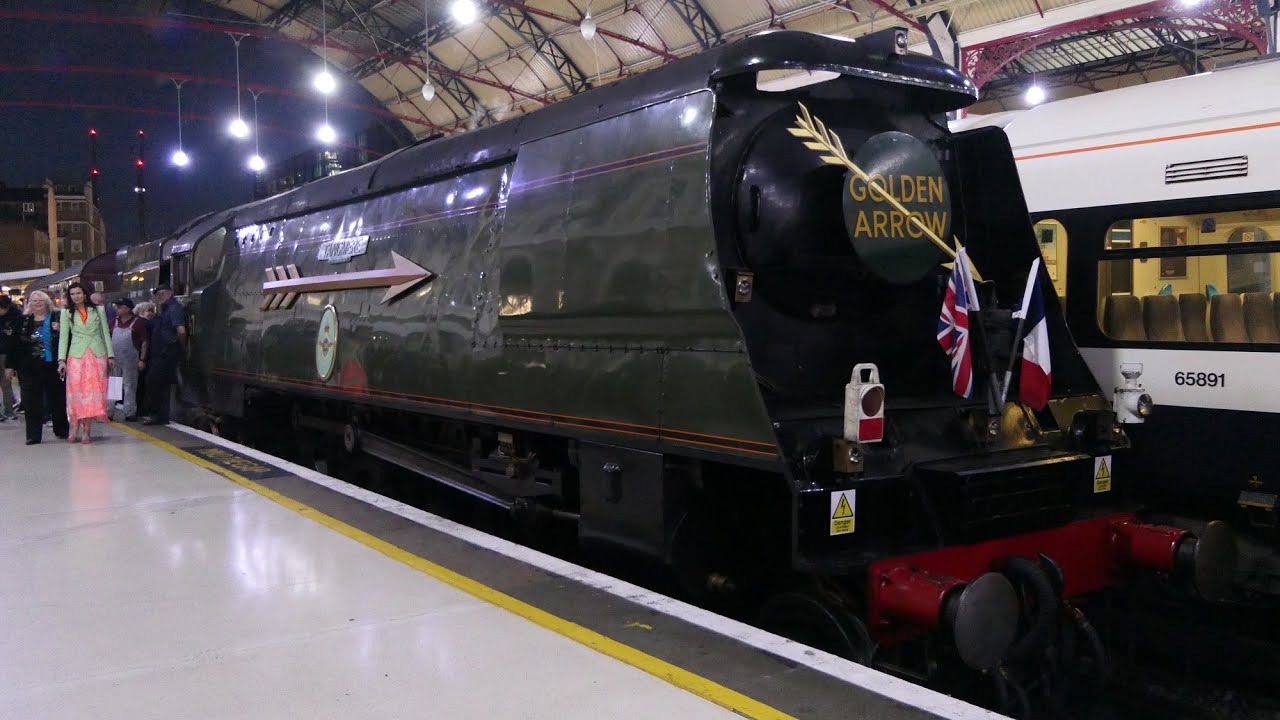 34067 Tangmere, The Medway Valley Pullman, Battersea Power Station ...