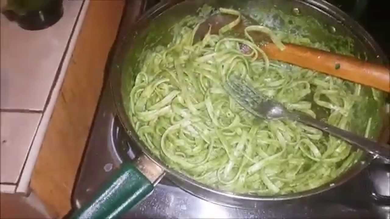 Tallarines Verdes peruanos caseros - YouTube