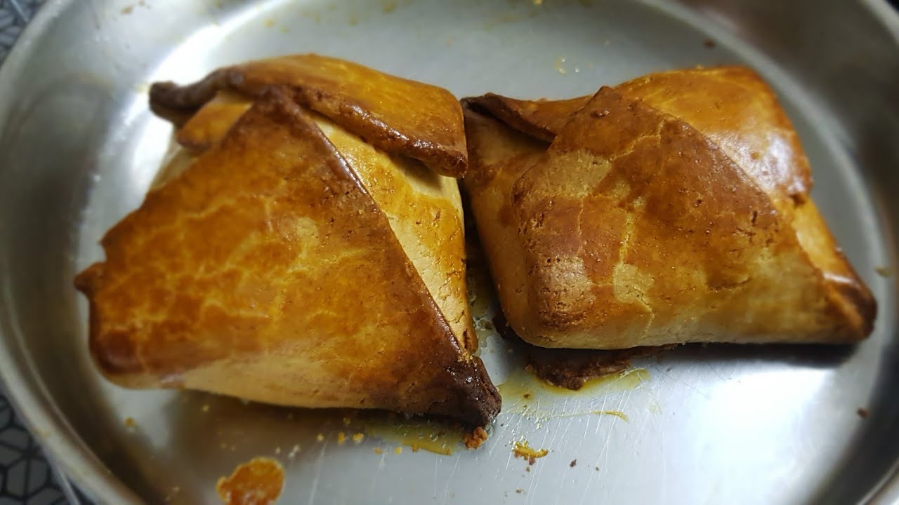 മുട്ട പഫ്സ് wheat Atta Egg Puffs || Mutta Puffs No Oven Bakery style ...