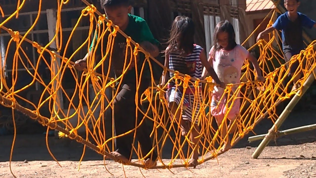 Monkey Bridge Crossing- OBSTACLE CHALLENGE (BSAES Adventurer Students ...