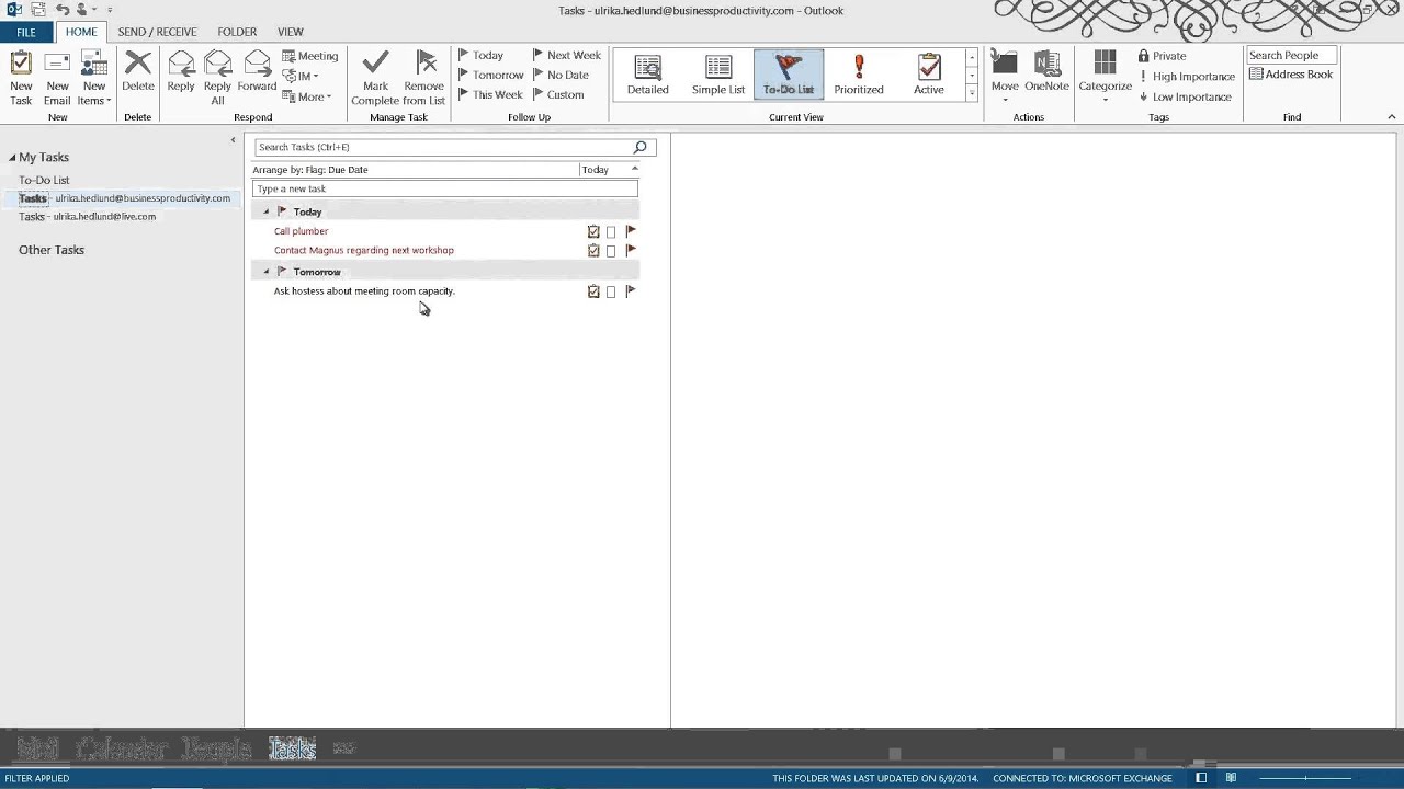 How to create an Outlook task - YouTube