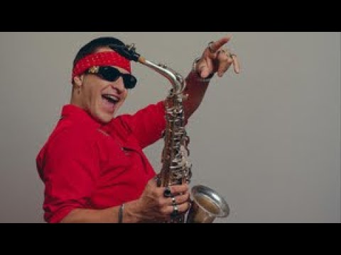 ADRIÁN V SAX - YouTube