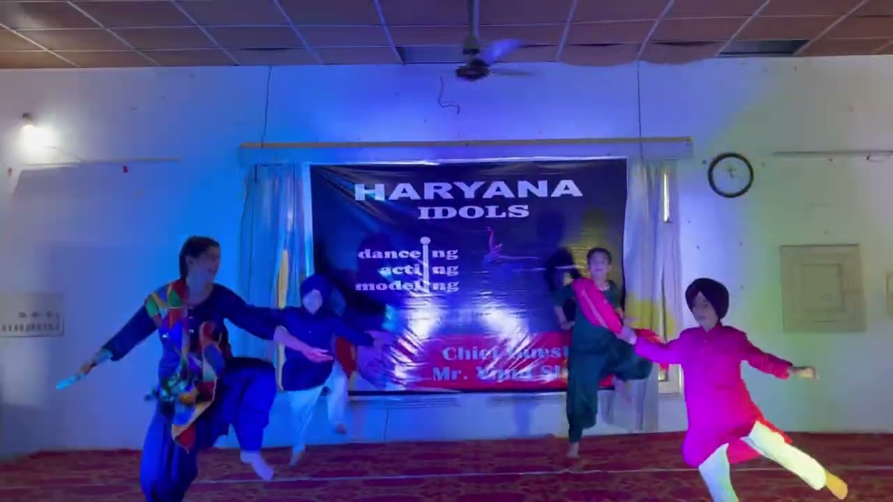 BEST BHANGRA GROUP DANCE PERFORMANCE | Simran Chhabra choreography ON LUNA TANKHA JALSA VANILLA ...