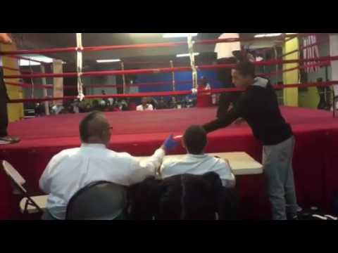Jeremy Reyes a good fight - YouTube