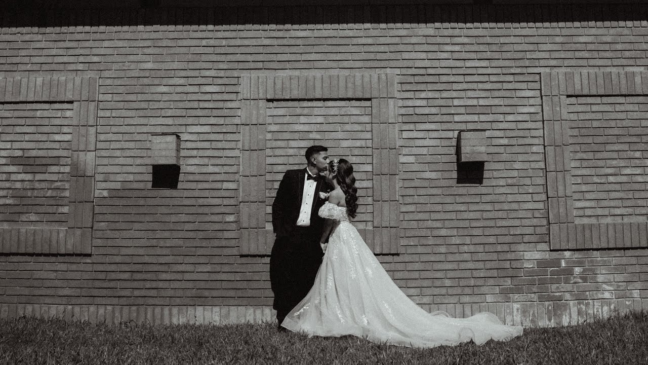 @CDLoficial & @Melanie.Medrano - Nadie Como Tú (Video Oficial) - YouTube