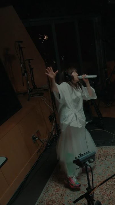 6/15(土) 21:00から📢『YUKI STUDIO LIVE “SLITS” Release Special』を@yukiSMEJ にて一度限りの公開！ #YUKI - YouTube