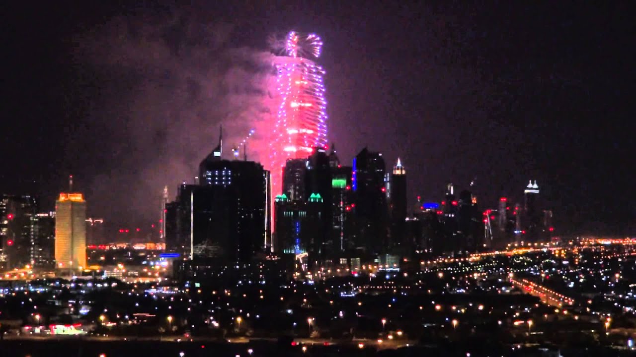 Dubai Fireworks 31. December 2012 - YouTube