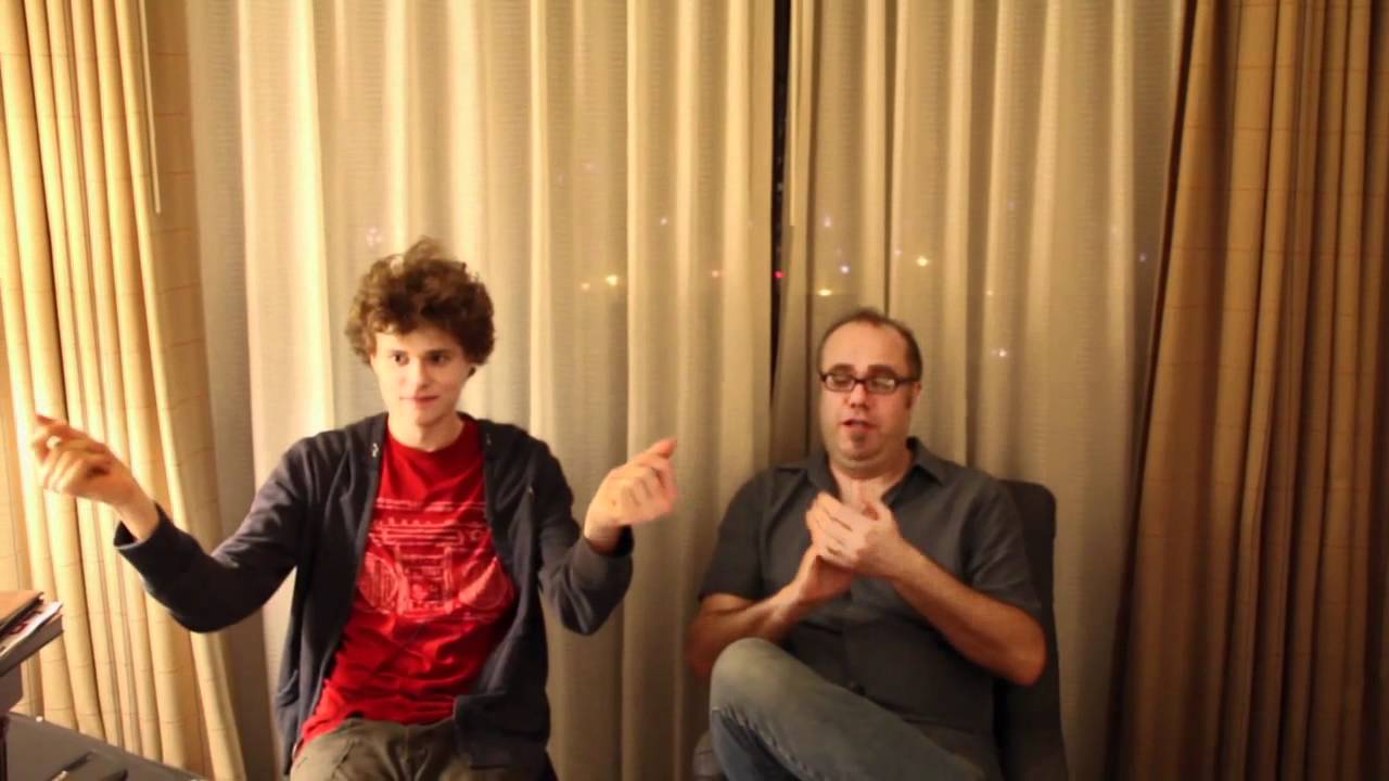 Dylan Koch, Son of Greg Koch • NAMM 2012 - YouTube